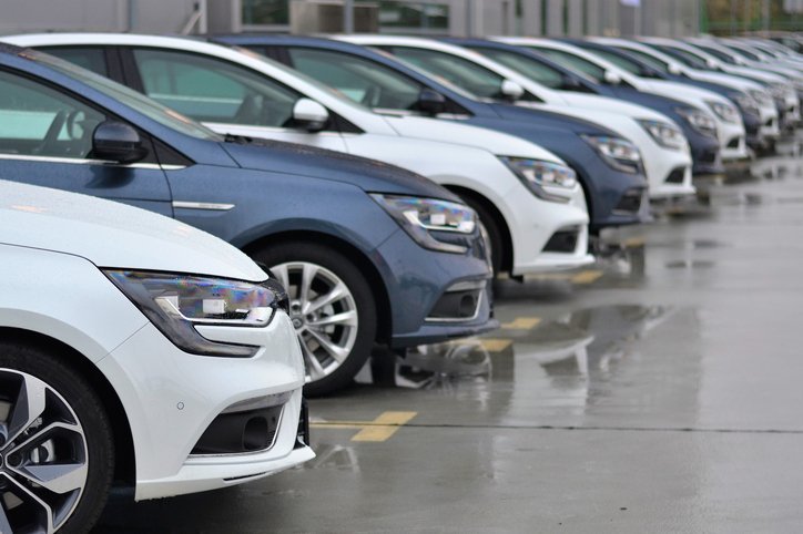 Low Beam Headlights and How to Use Them - Aceable